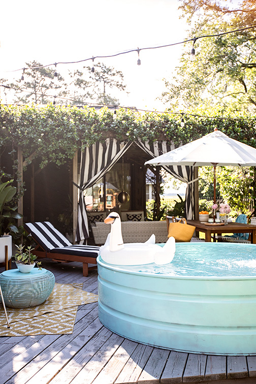 10 of The Best DIY Stock Tank Ideas for Summer - DIY Darlin'