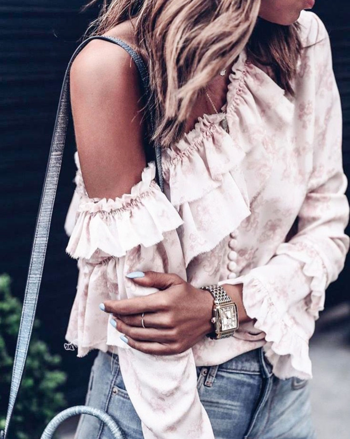 Off The Shoulder Top: 7 Ways To Wear This Summer Must-Have