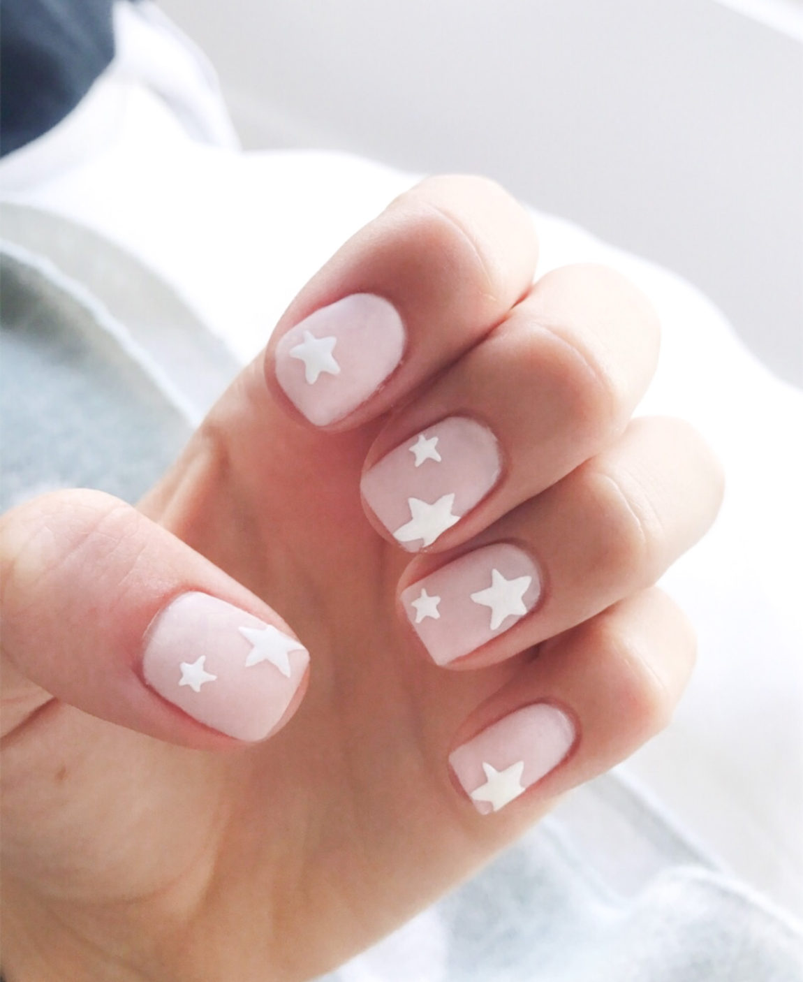 Star Nail Designs with Trendy Summer Colors - DIY Darlin'