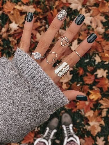 Fall Nail Inspiration - The Trendiest Colors This Year