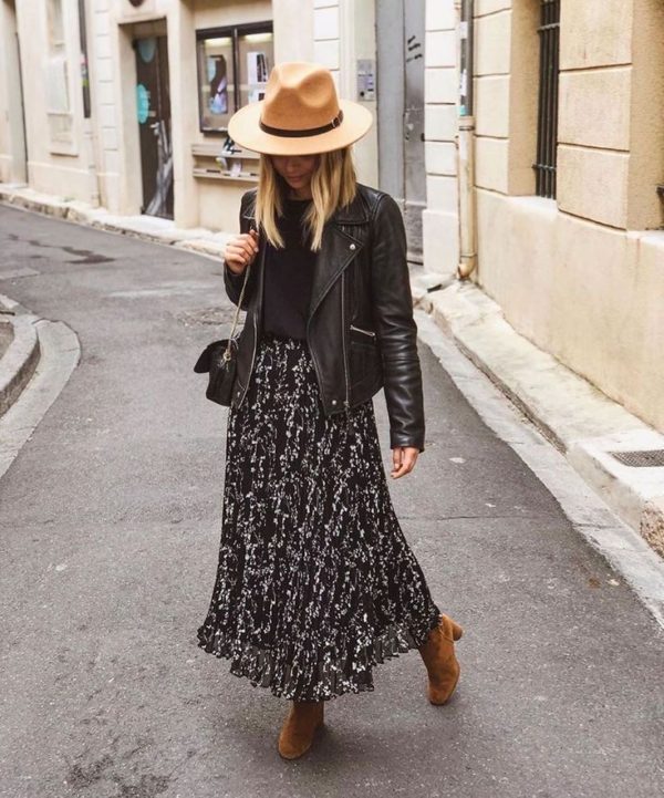 10 Outfit Ideas For Your Black Leather Jacket This Fall - DIY Darlin'