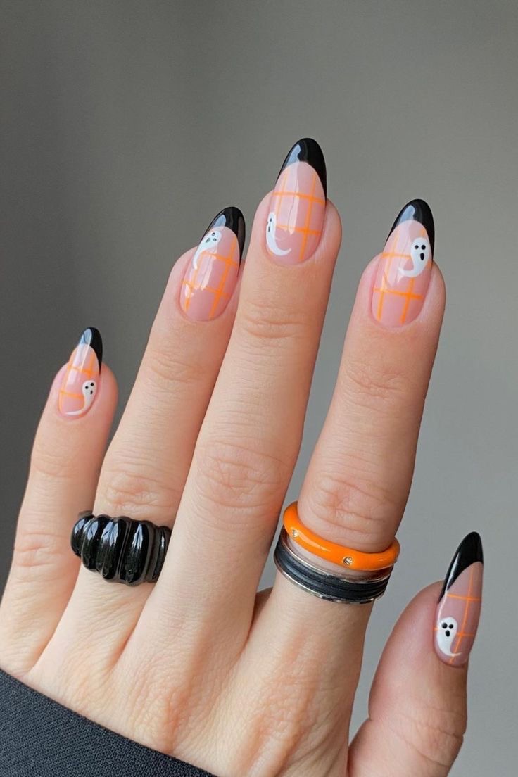 Spooky Stylish Halloween Nail Designs