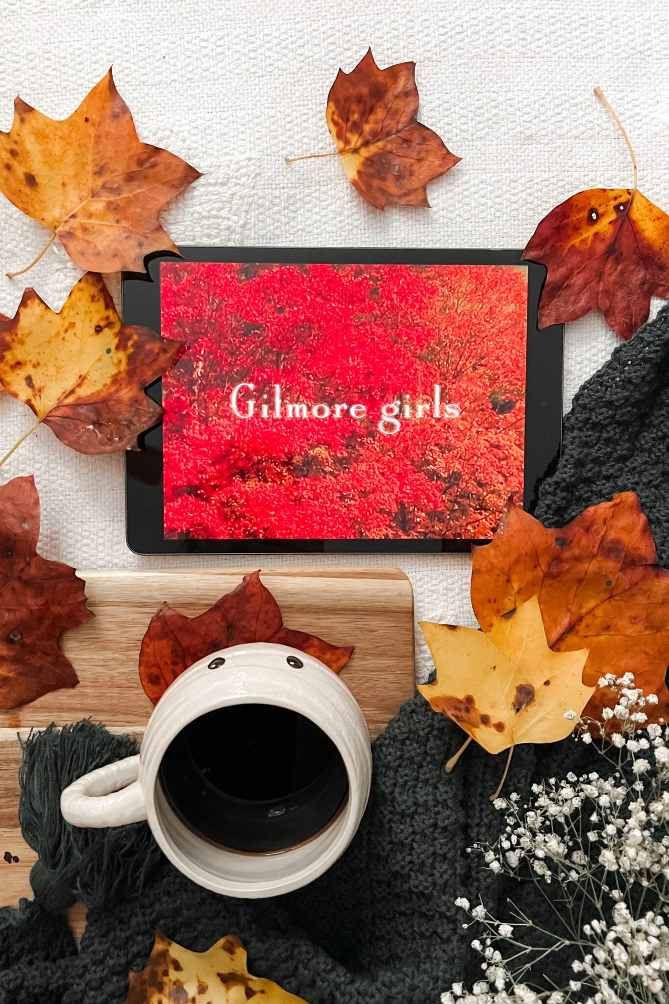 Why Fall Is The Perfect Time to Watch 'Gilmore Girls'