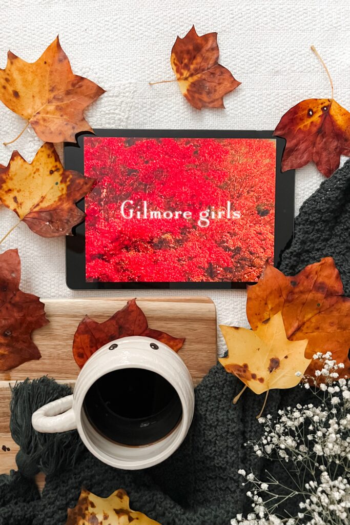 Why Fall Is The Perfect Time to Watch 'Gilmore Girls'